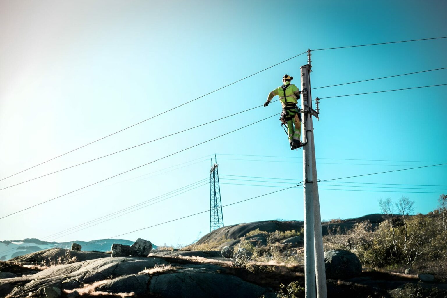 NVE vurderer omklassifisering av Saudanettet - Energiteknikk